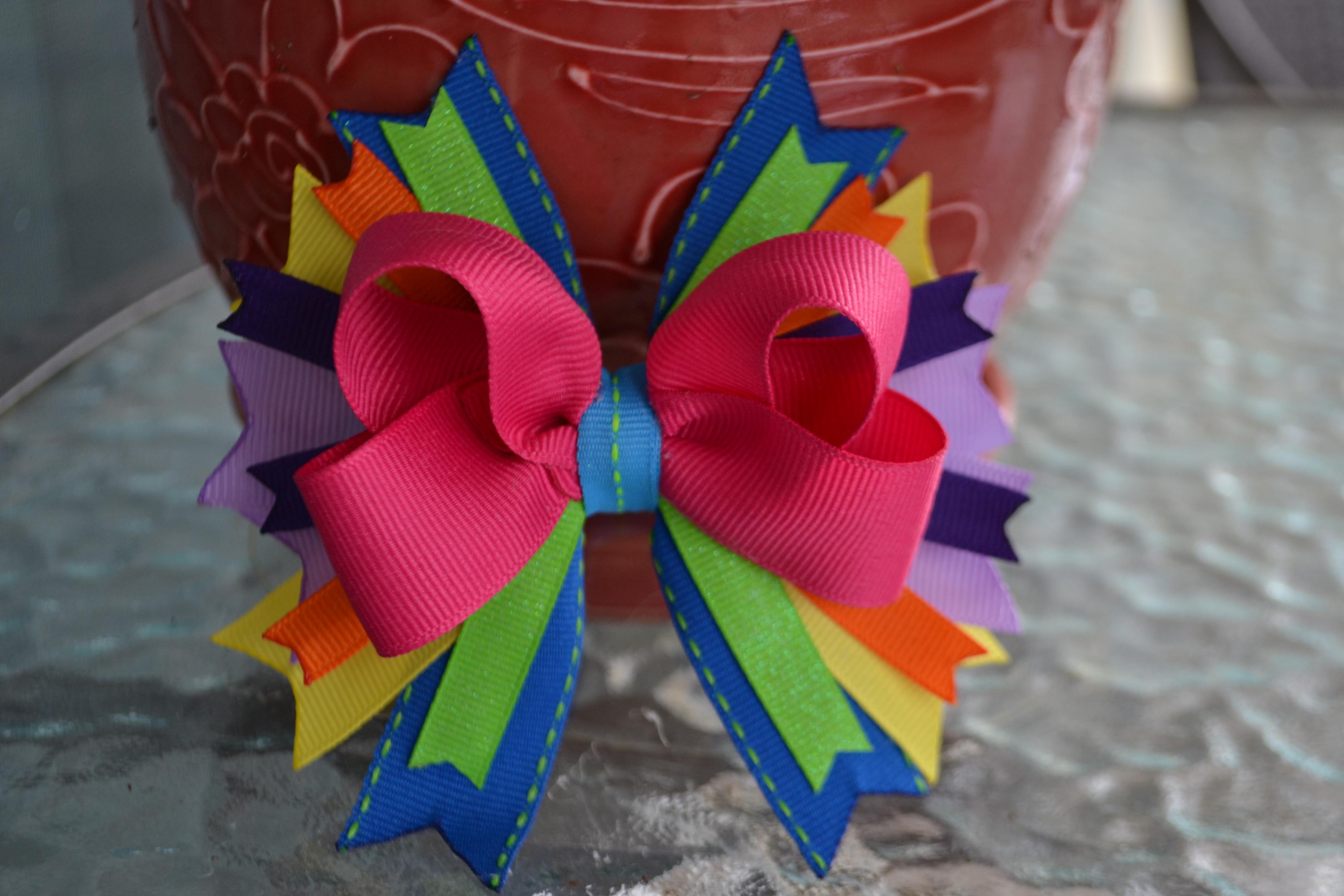 Rainbow Bow on Luulla